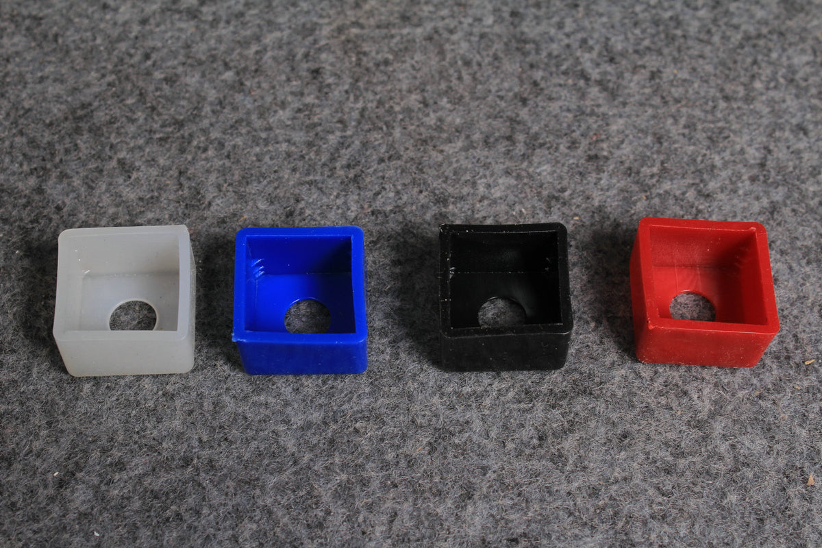 rubber chalk holder - WOODS CUES